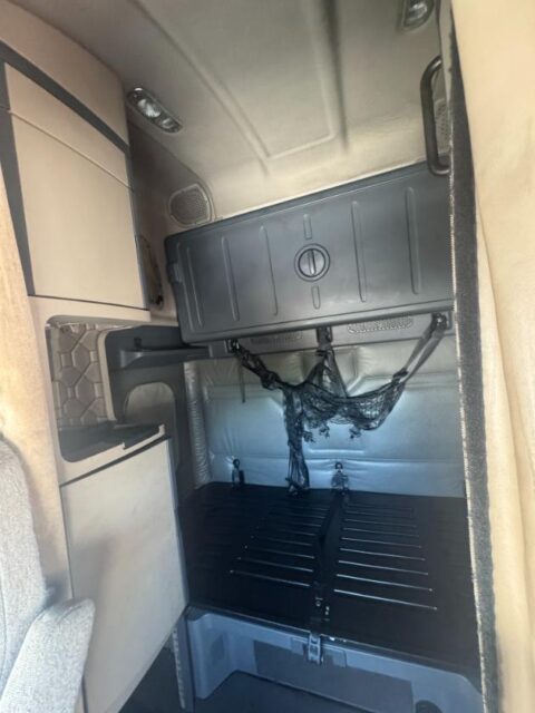 2017 Freightliner Cascadia (Automatic) - Commercial Capital Company, LLC